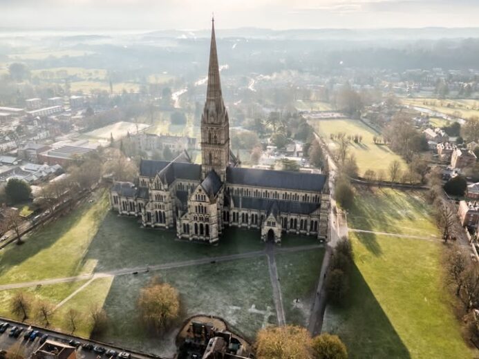 Frosty morning uncovers hidden cathedral history | Salisbury And Avon ...