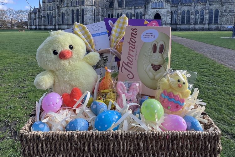 Salisbury cracks open egg-citing Easter AR trail | Salisbury And Avon ...